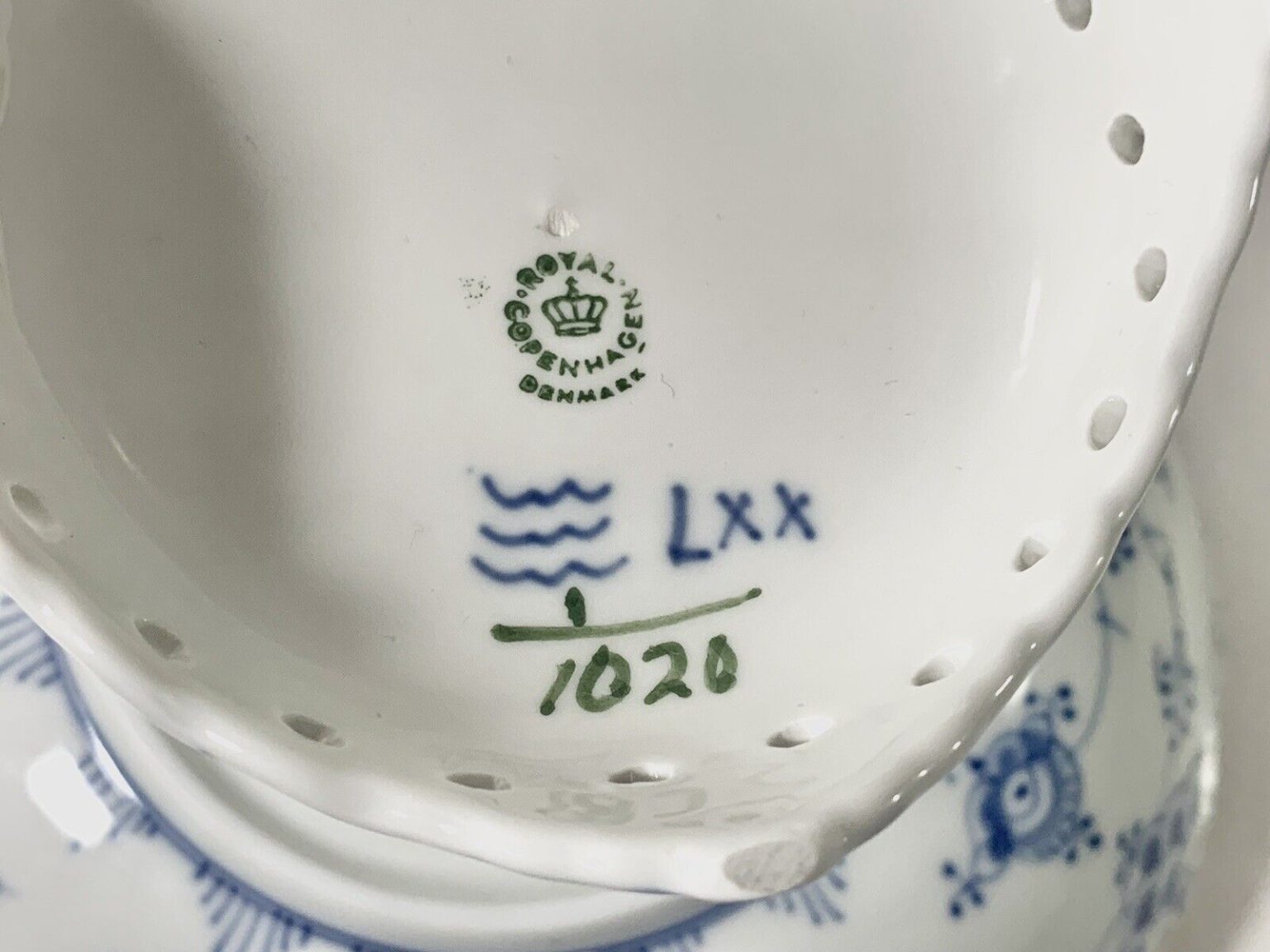 How To Date Royal Copenhagen - BOREUSTRADE